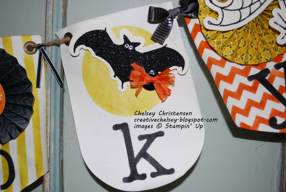 Creative Chelsey: SPOOKY BANNER