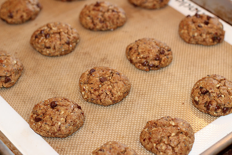 Emily's Kitchen: purely elizabeth ancient grain cookies