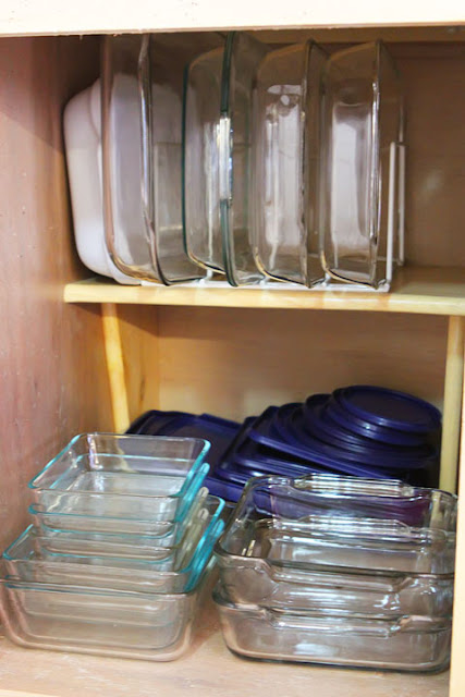 Novice Venice: Pyrex Dish Organization