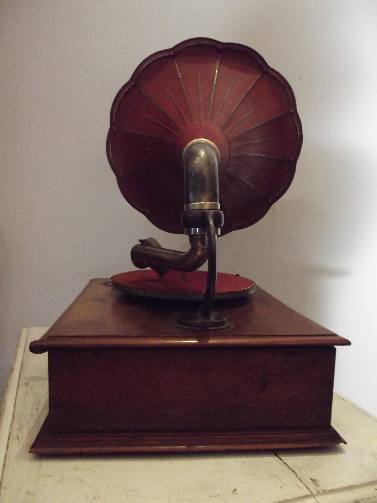 gramophone grand pavillon rouge Odéon Reproducteur et disques aiguille ...