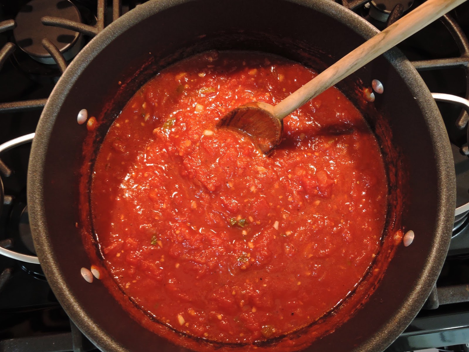 The Briny Lemon: Slow-Simmered Red-Wine Marinara