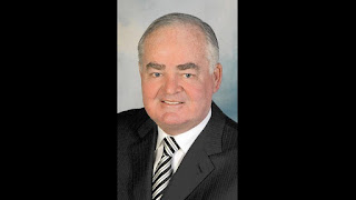 Edward Napleton son Eddie Napleton: 2017