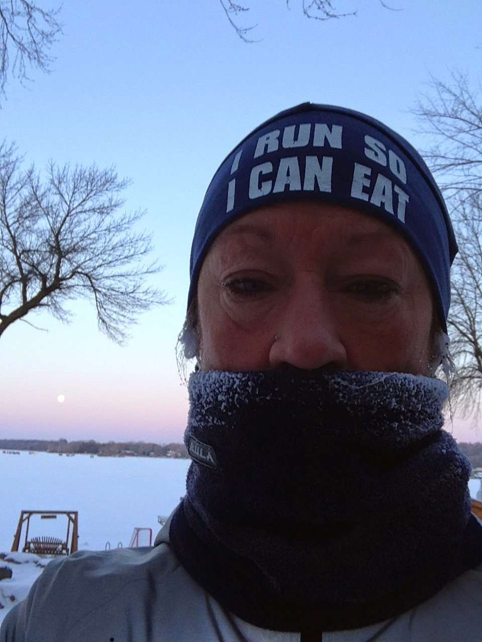 Where in the World is Mrs. Mosey?: Got Frost with a Beautiful Moonset!