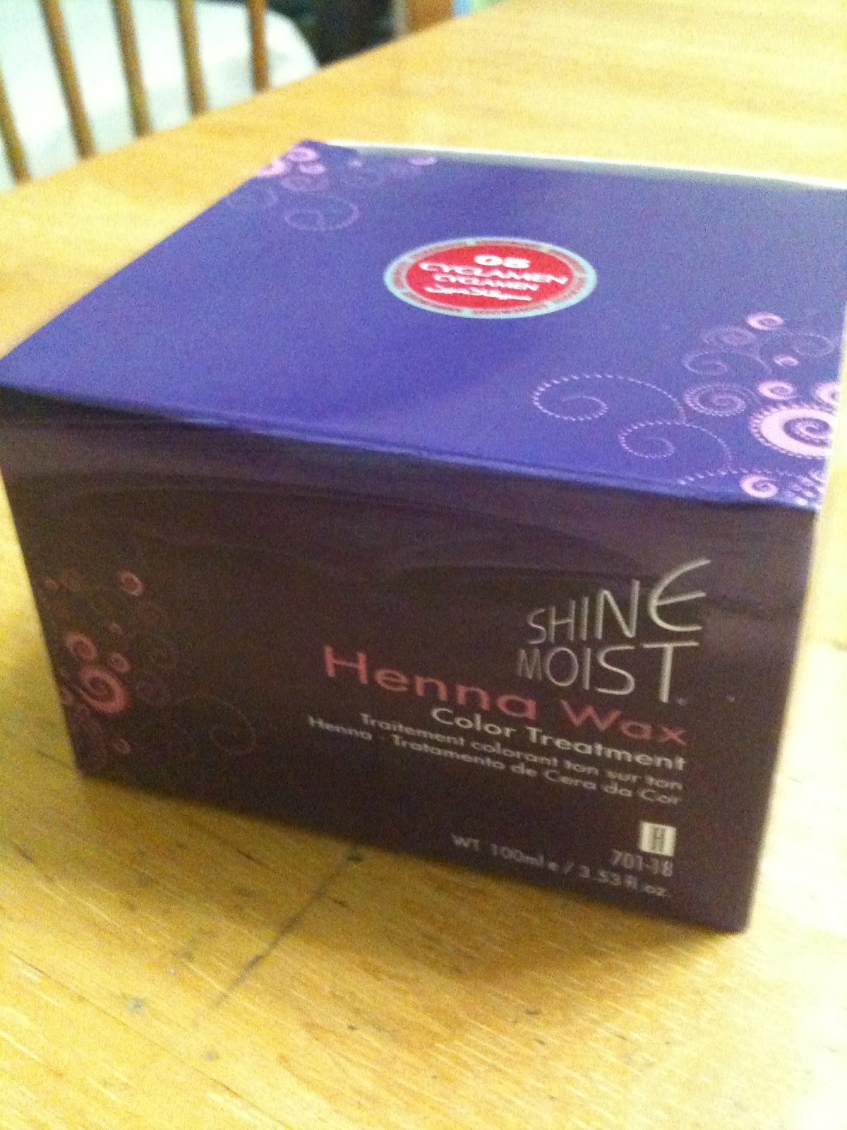 Silly Sloth: Review: Shine Moist Henna Wax Color Treatment in Cyclamen