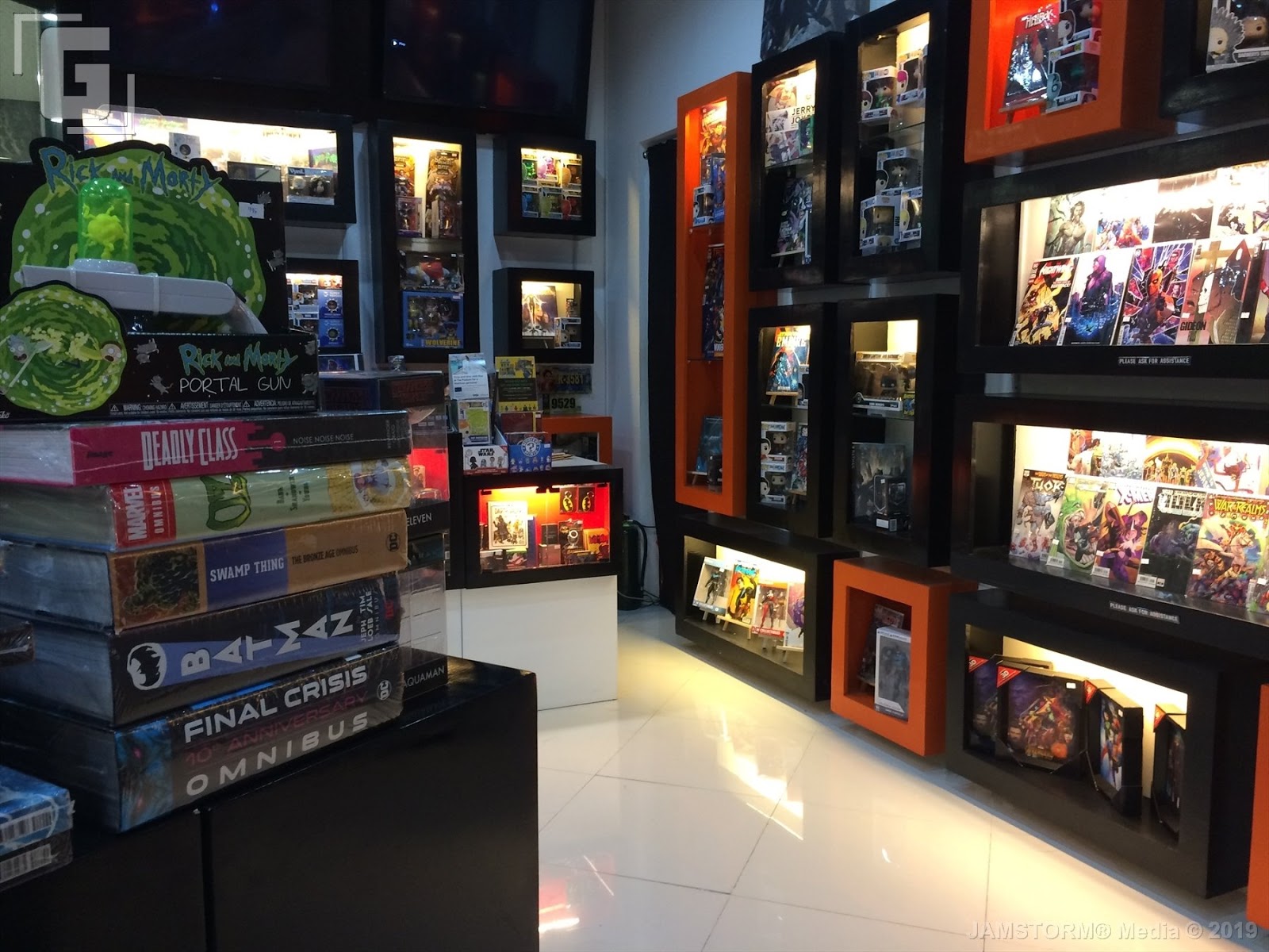 GeekMatic!: Filbar's | Enter A New Multiverse