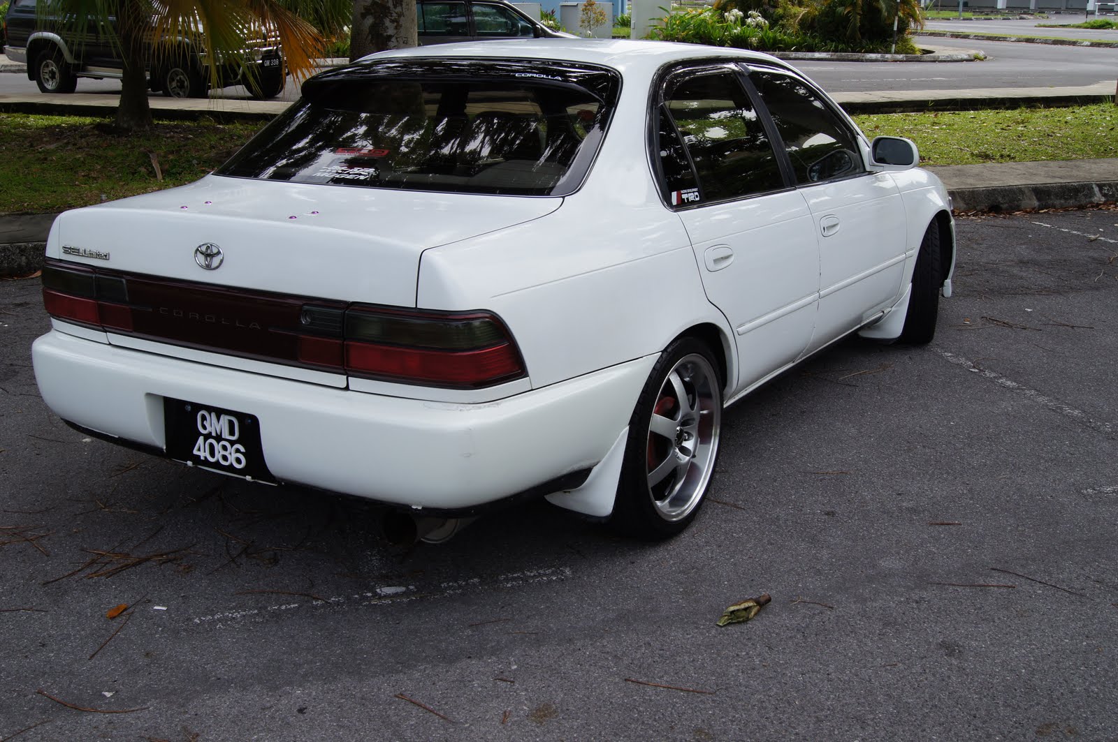 2011 年 的开始: 四月三十号~。。。介绍自己的车Toyota Corolla AE101