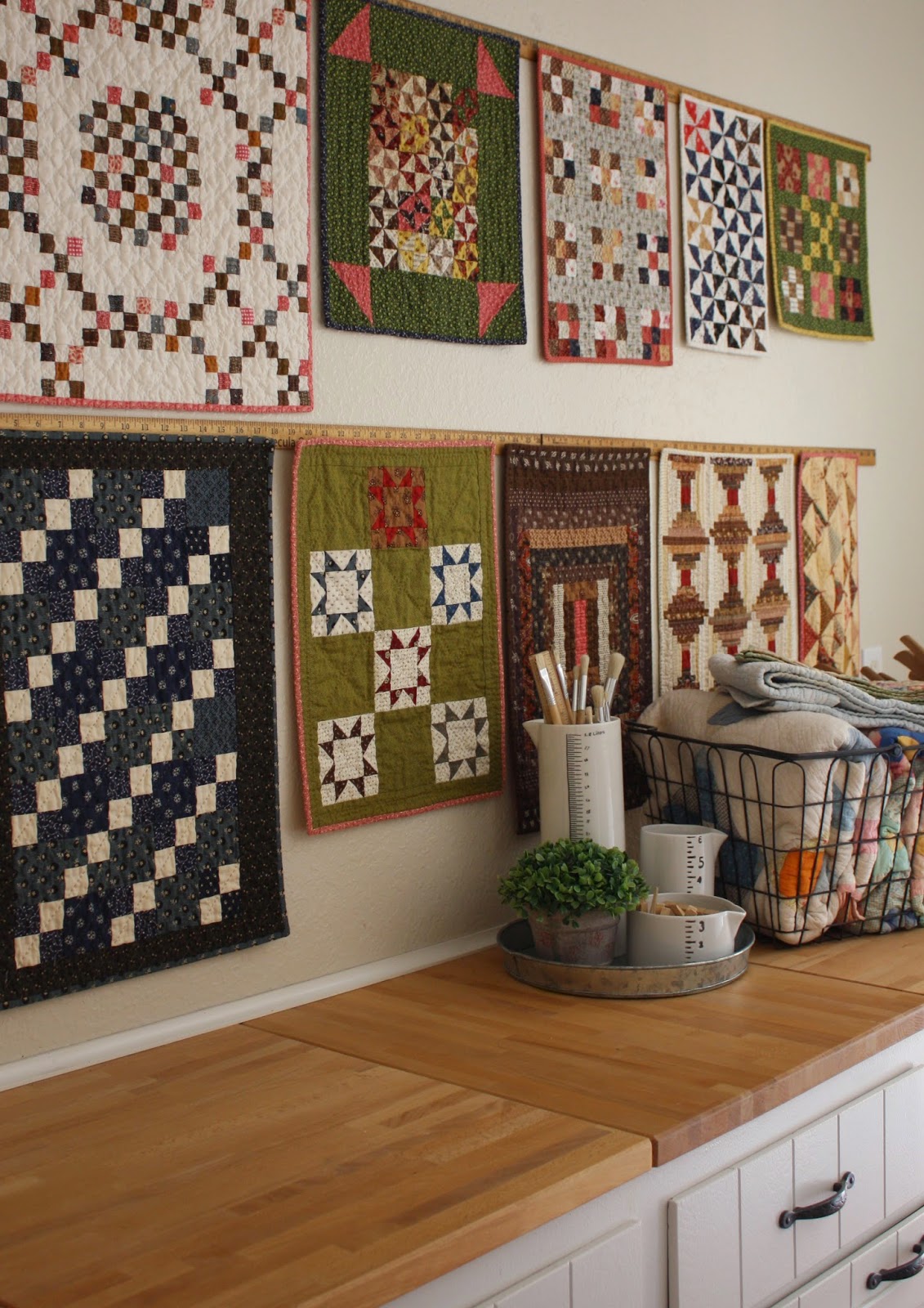 Temecula Quilt Company: Living With Little Quilts