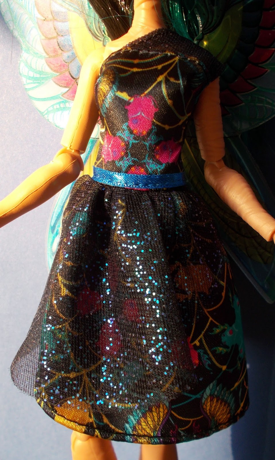 Calaminthes Clawdeen & Fashiondoll Friends: REVIEW: Garden Ghouls Cleo ...