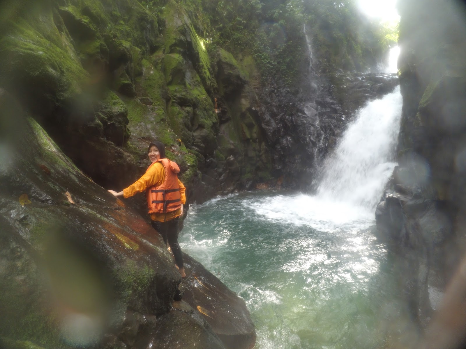 Curug Cibulao - Mega Mendung Puncak Bogor #AgungTravelBlog - Nusantara ...