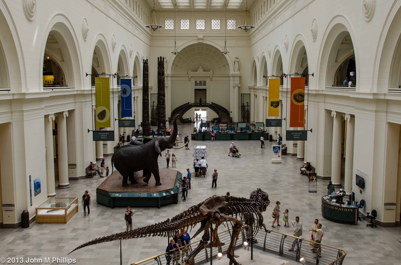 SKEPTIC PHOTO: FIELD MUSEUM