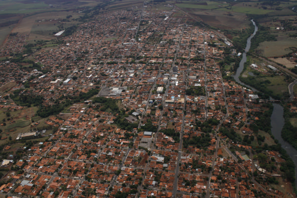 Conhecendo Santos e o Mundo: Santa Cruz do Rio Pardo