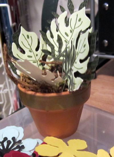 Crafty Maria's Stamping World: Pot of Leaves Crafty Maria's Stamping World: Pot of Leaves