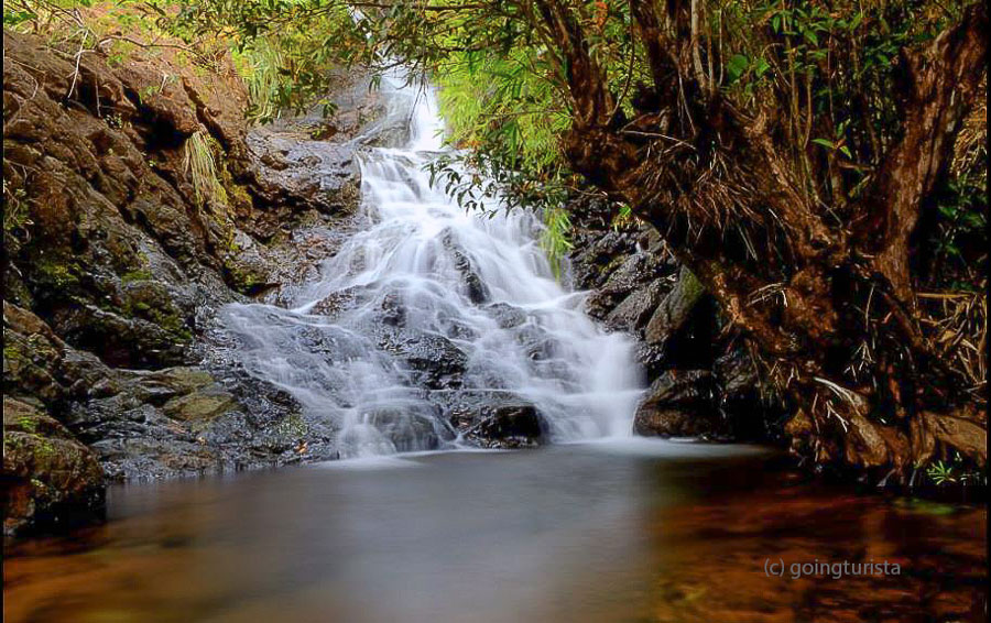 Pundaquit Falls – Side Trip to Zambales Islands and Coves | Playing Tourist
