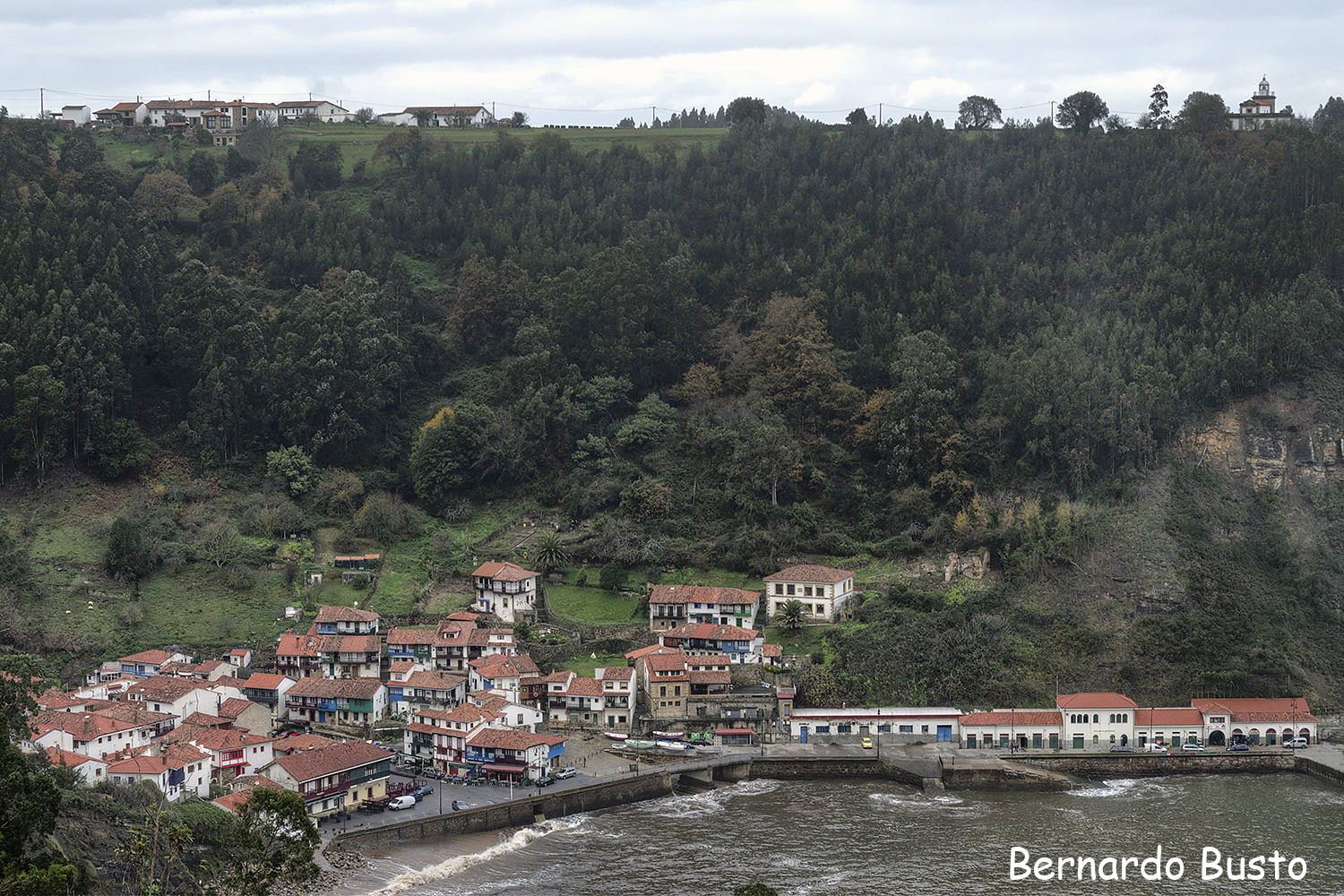 RÍA DE LA VILLA: Otra disculpa para visitar Tazones