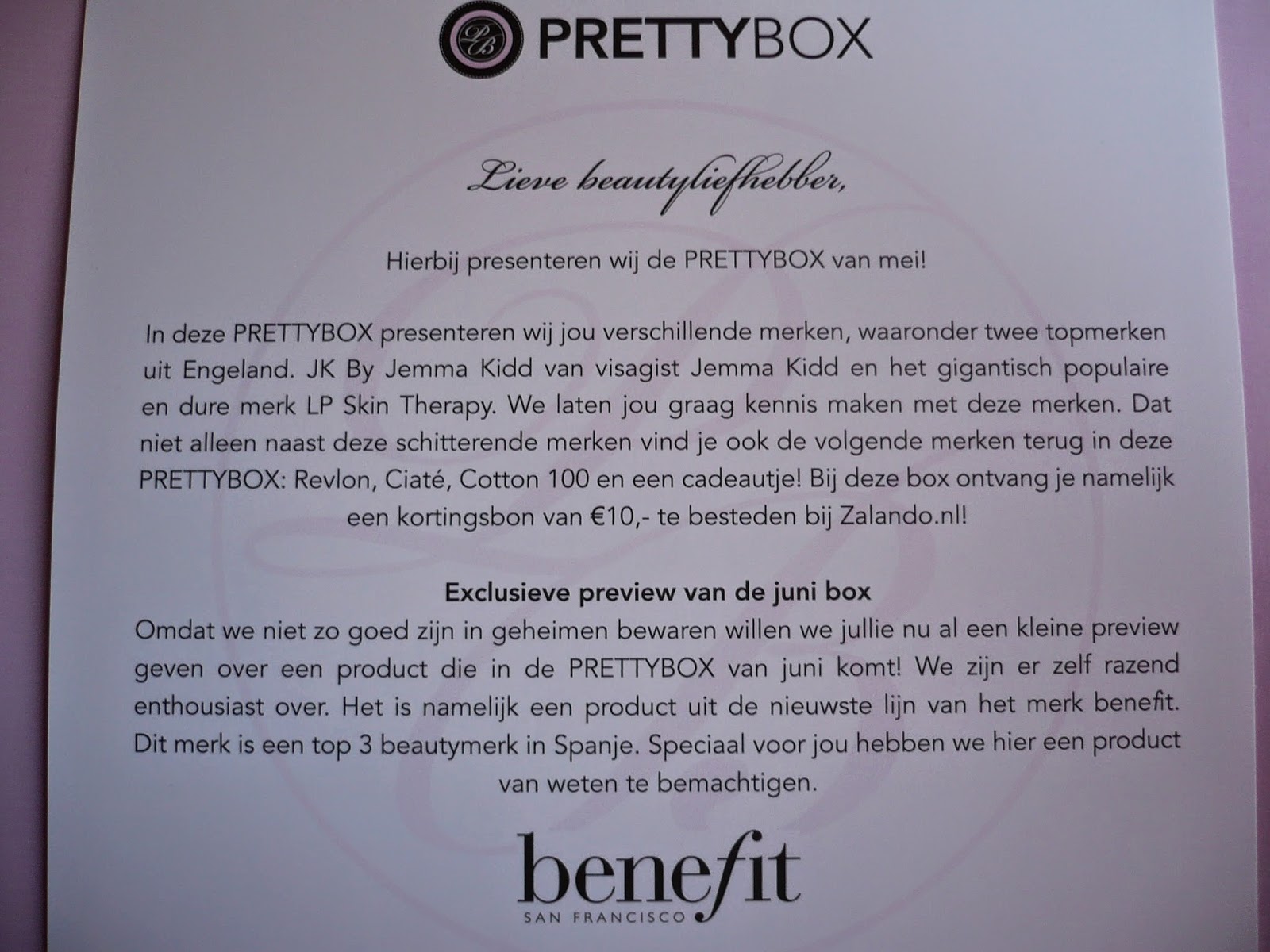 Daantjes beauty blog: Unboxing Prettybox Mei 2014