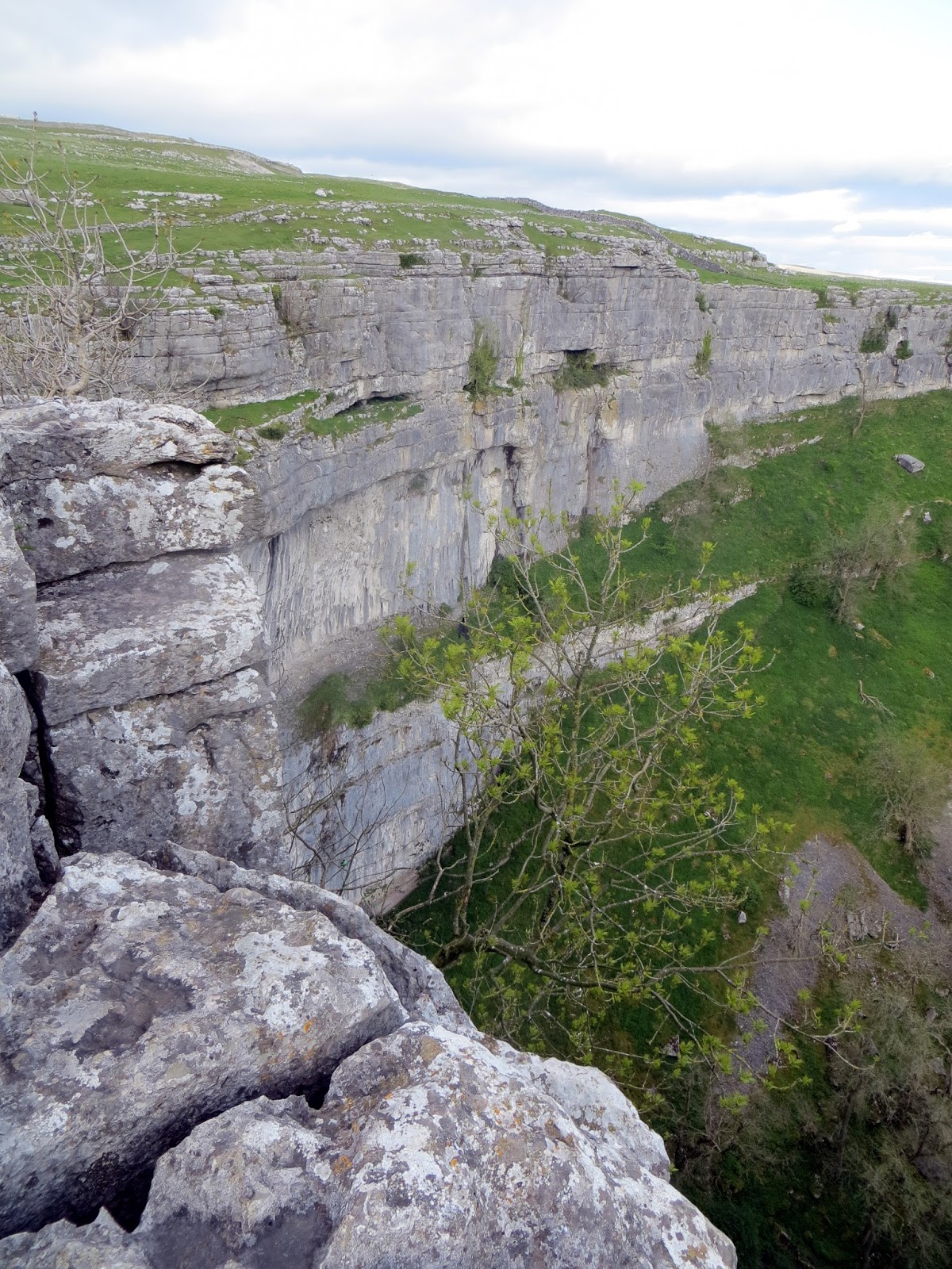 Exploring The Magical Malham Cove In The Yorkshire Dales - The Roaming ...