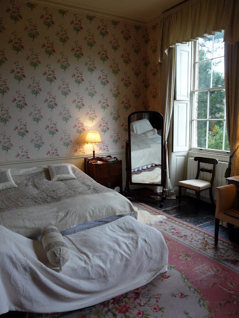 All The Live Long Day: Road Trip - Hedingham Castle
