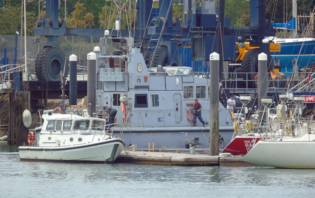 Clyde Naval Gazing: HMS Dasher
