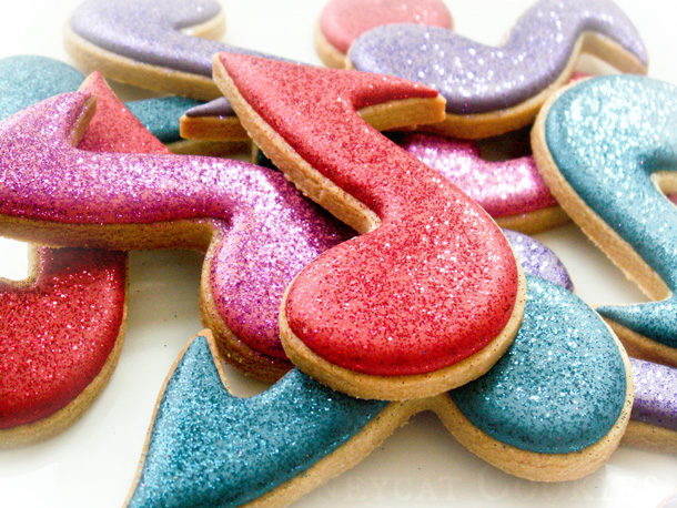 Honeycat Cookies: Elvis on a Biscuit with Really Edible, Really ...