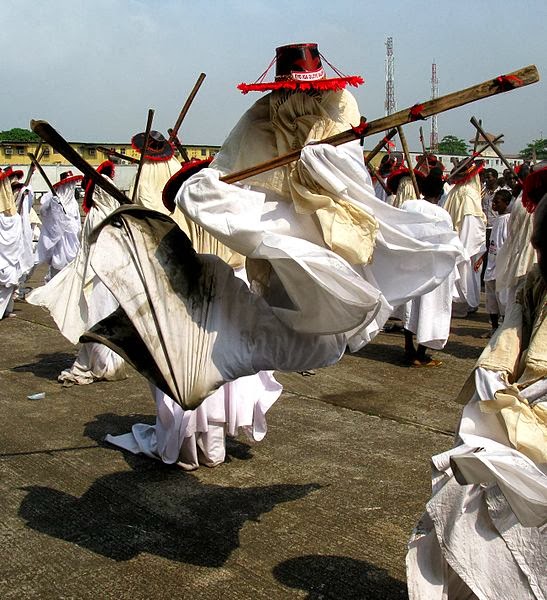 Marie's Pastiche: Nigerian Eyo Festival | Masquerade, Nigerian culture ...