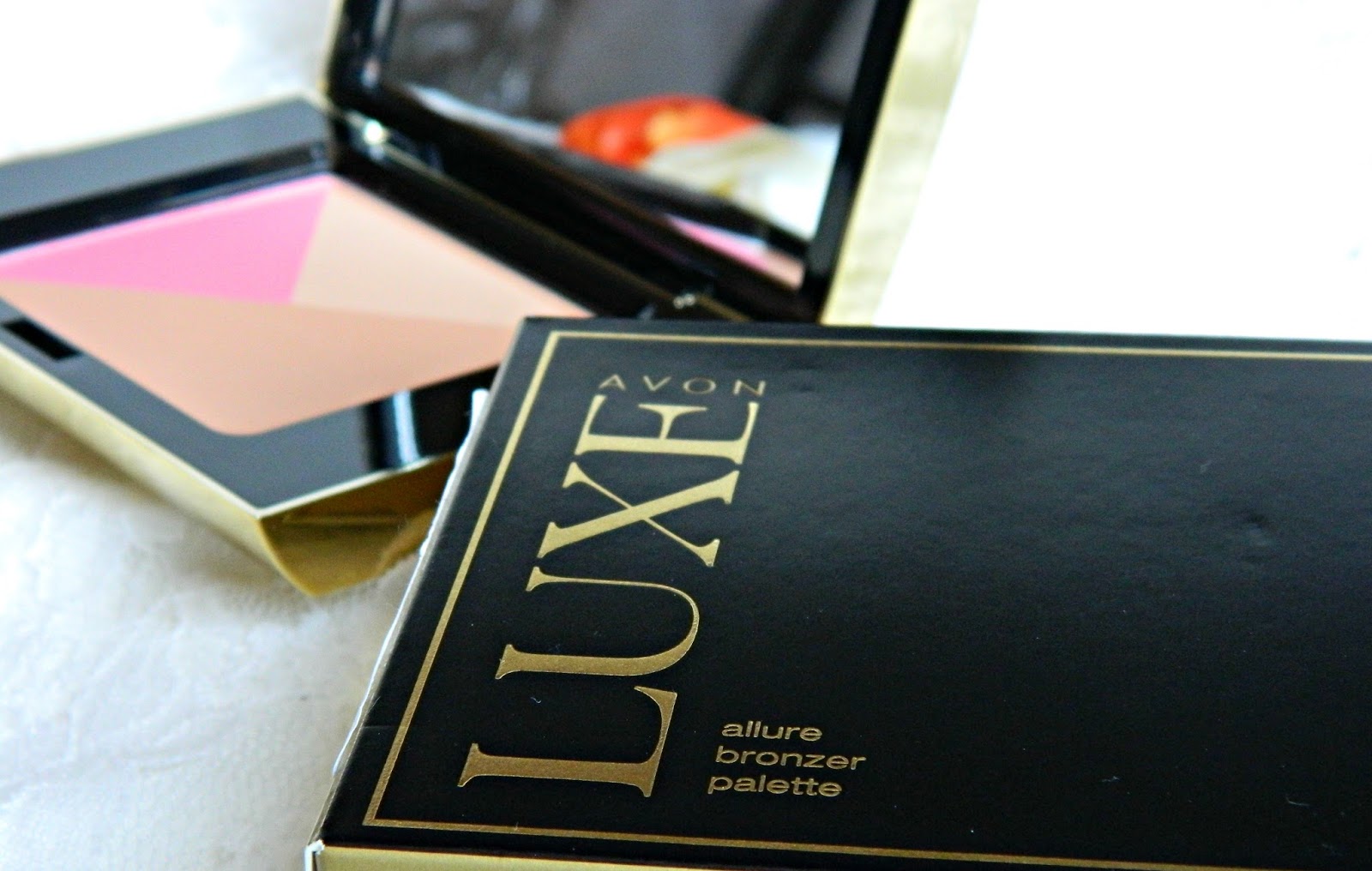 AVON Luxe: Allure 3u1 bronzer, hajlajter i rumenilo & Shape Sensation ...