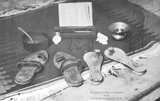 Deliberate Living -A Minimalist Life: Gandhi and his possessions when ...
