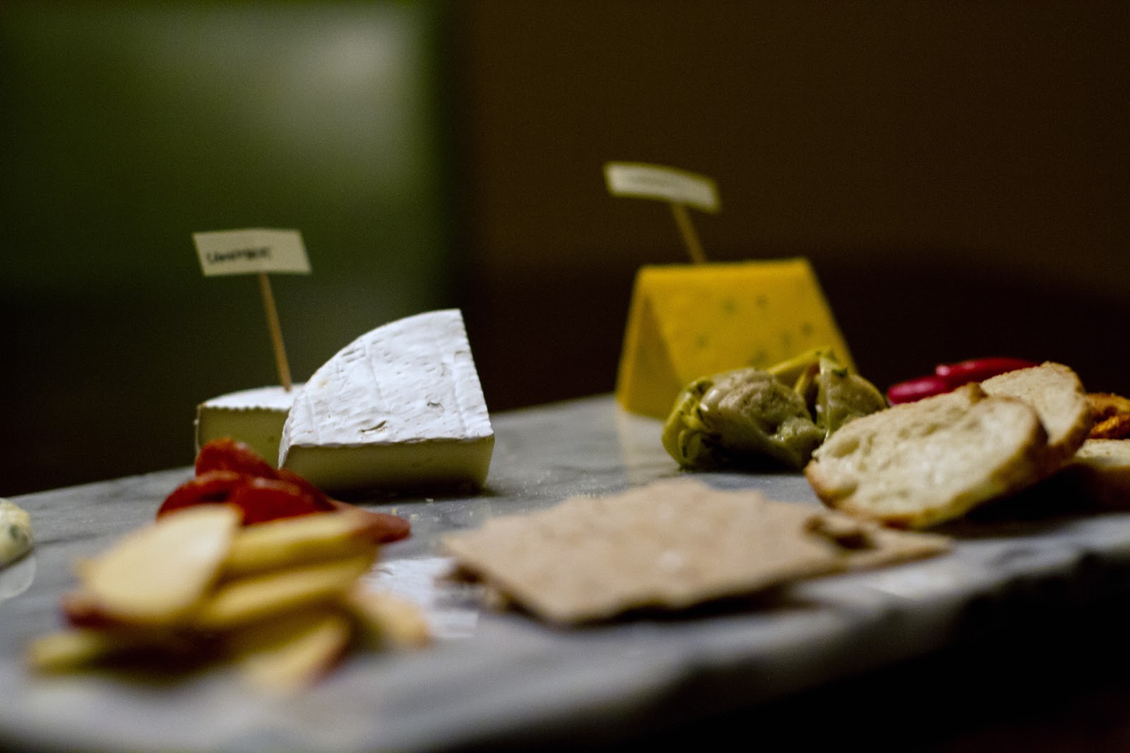How To Build A Perfect Cheese Plate » Local Food Rocks