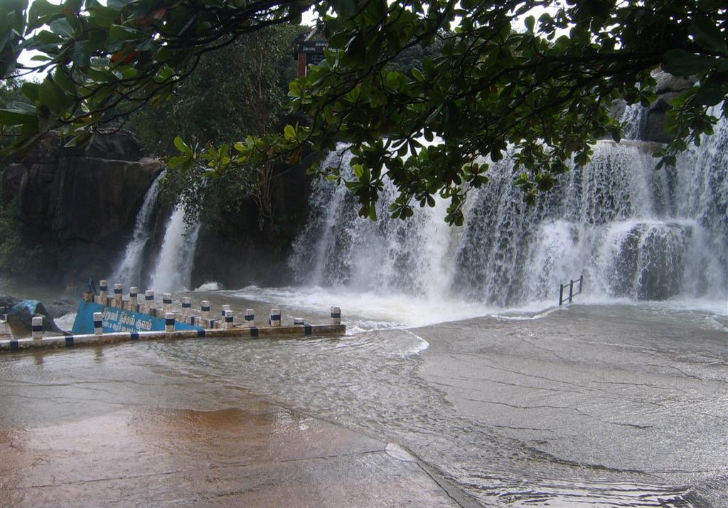 Tamilnadu Tourism: Thirparappu Waterfalls, Kanyakumari