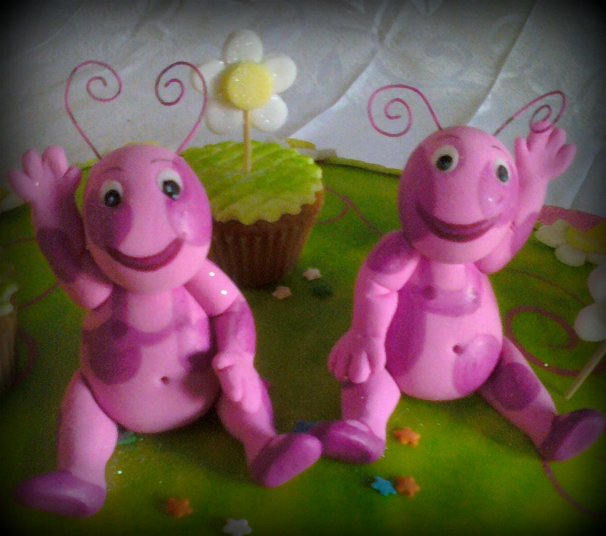 Fantasías Neilé: Pastel Infantil.Modelado de Azúcar bayardigan yunicua ...