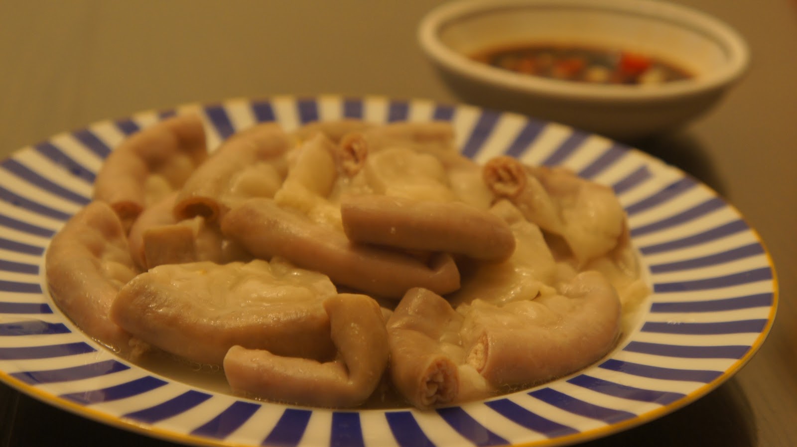 Recipe: Stewed Pig Intestines with Garlic & Chili Soy Sauce