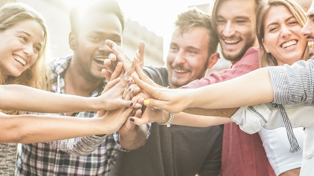 3 surprising tips on how to create more engaged & happy teams | HR News