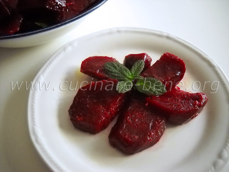 Insalata di barbabietole - Cucinare Bene | Ricette