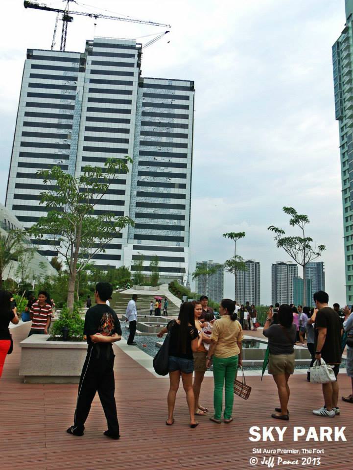 Bisayang Manlalakbay around the Philippines: Sky Park Garden at SM Aura ...