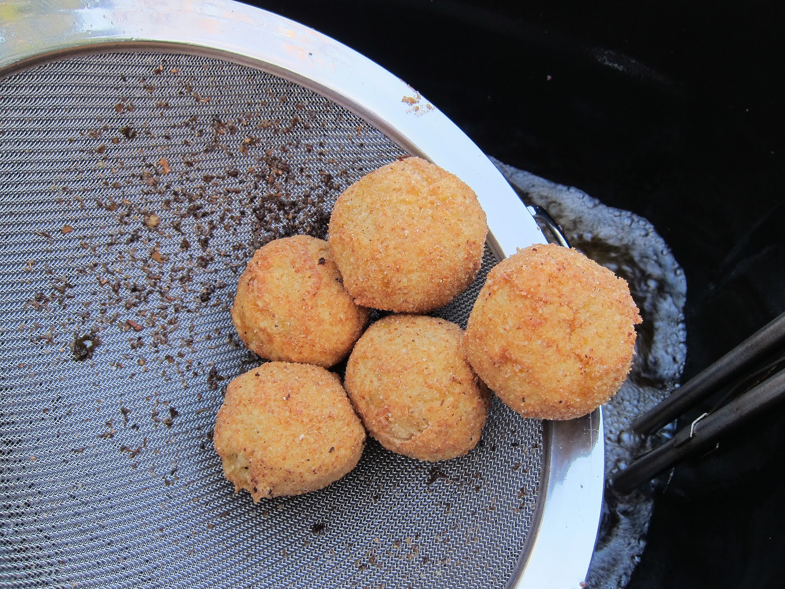 Bloatal Recall: Arancini (Fried Stuffed Rice Balls)