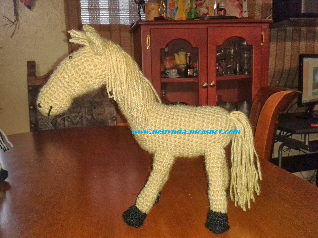NELLYNDA: CABALLO EN CROCHET