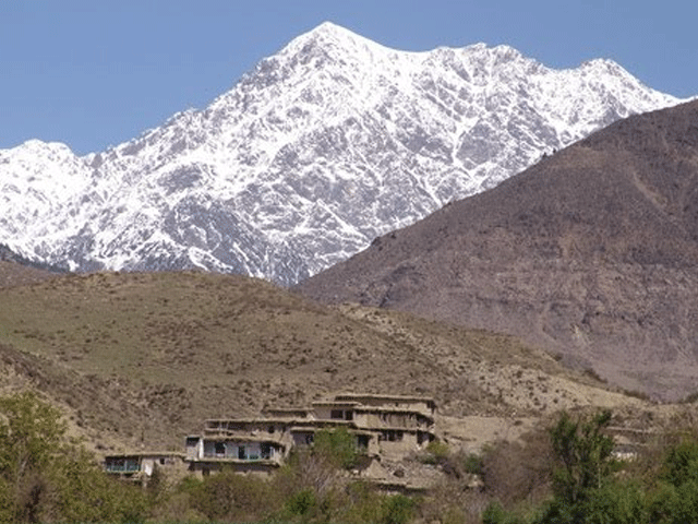 MOUNTAIN & GLACIER OF PAKITAN: SAFED KOH MOUNTAIN RANGE