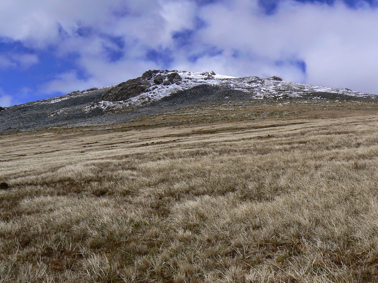 FDRA - Malvinas: Puntos extremos y cerro Alberdi