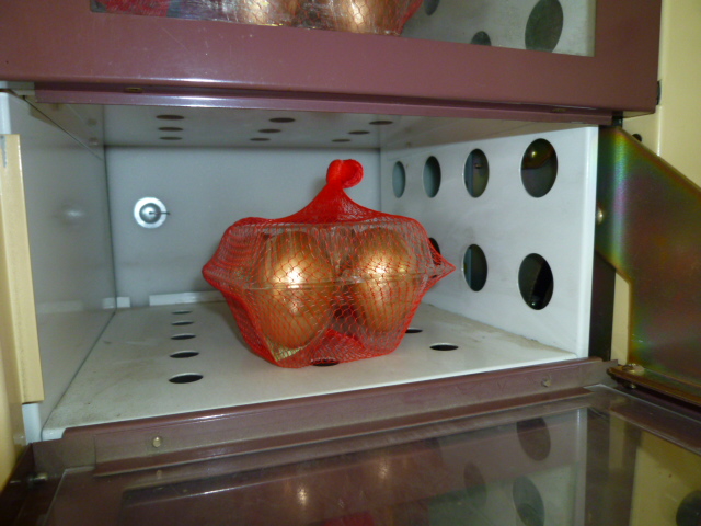 What Wonderful Travels in Hokkaido, JAPAN!: Egg House （たまごの家）| Egg ...