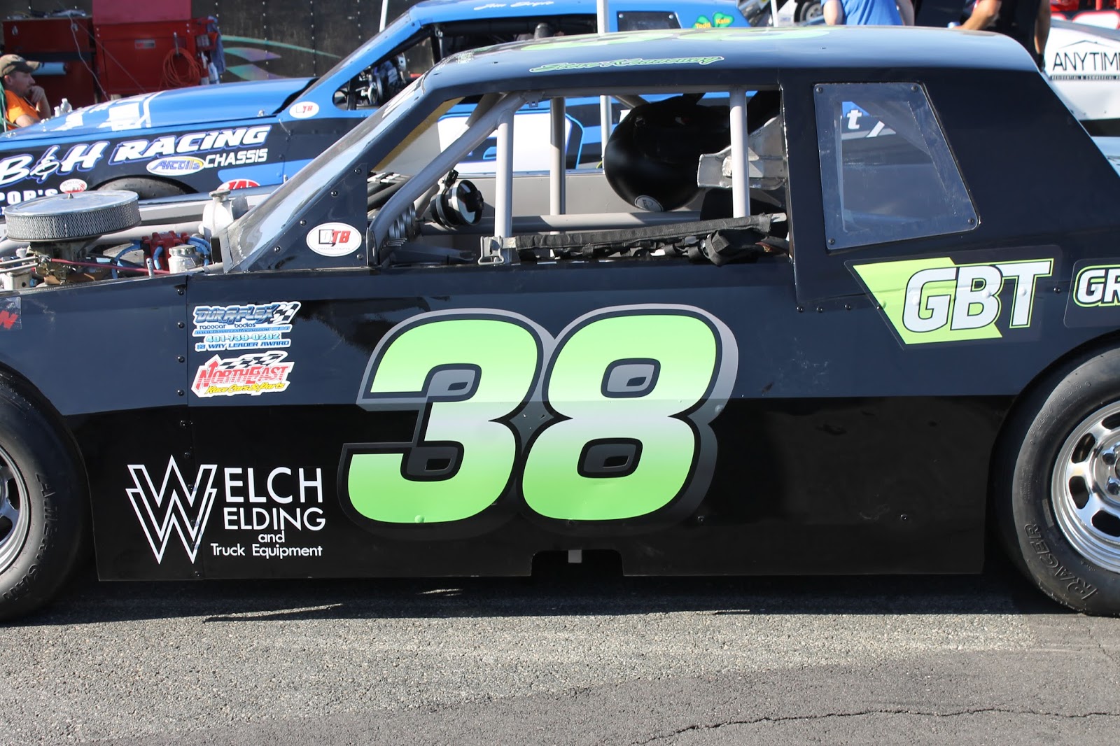 Race Chatter on WNRI.COM, 99.9 fm, 1380 am, Tune in radio, Alexa, Apple ...