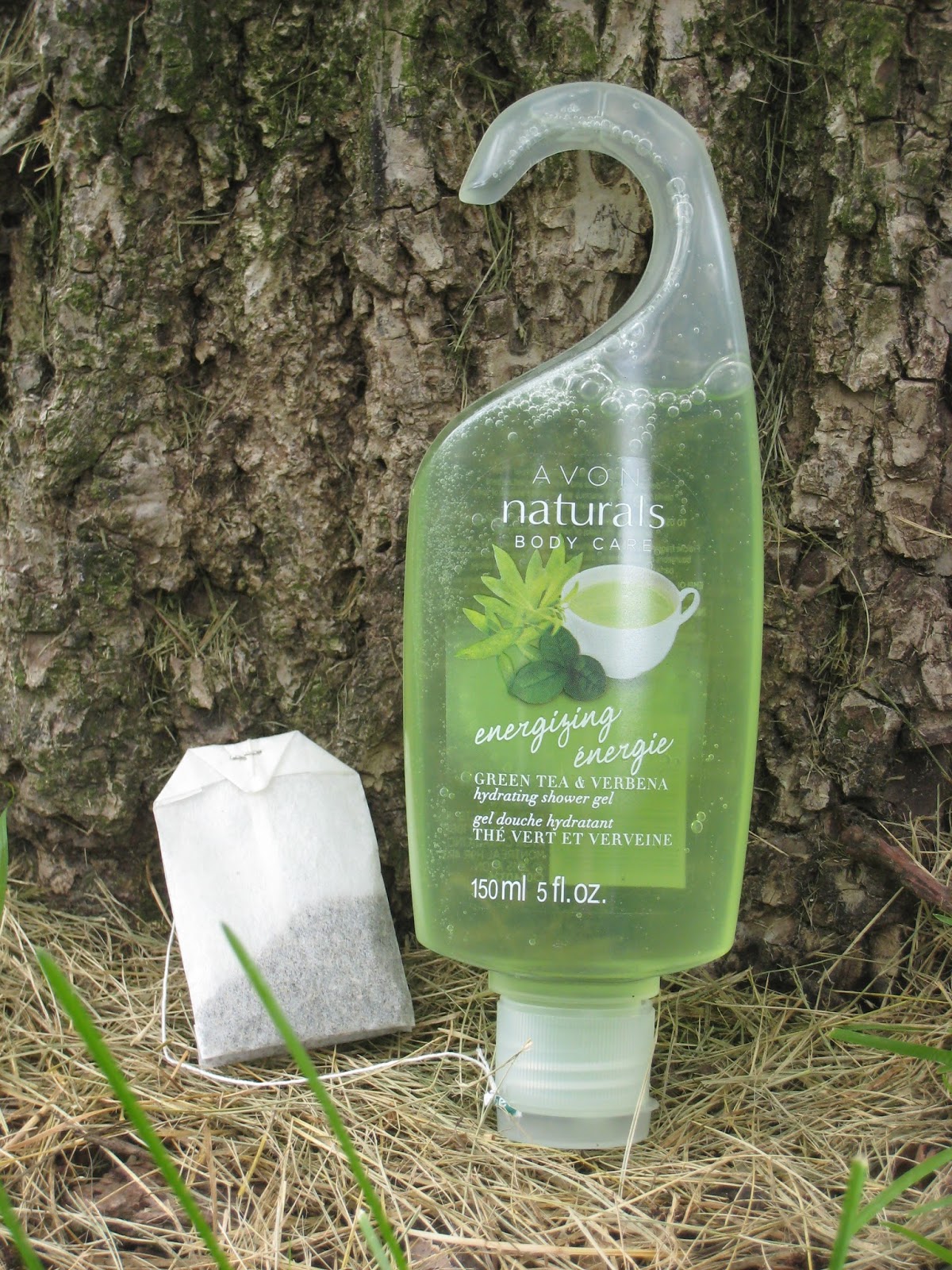 Erica's Fashion & Beauty: Avon Naturals Green Tea & Verbena Review