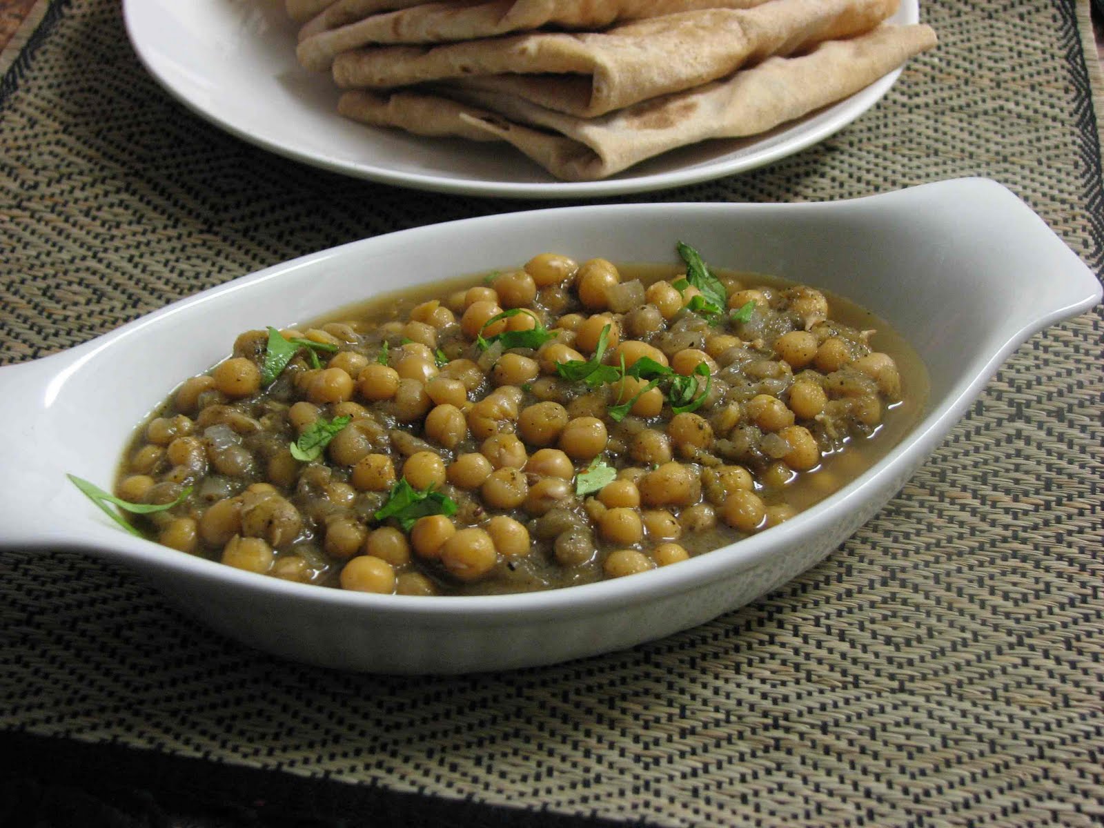 Home Spices: batani gashi [ konkani style]