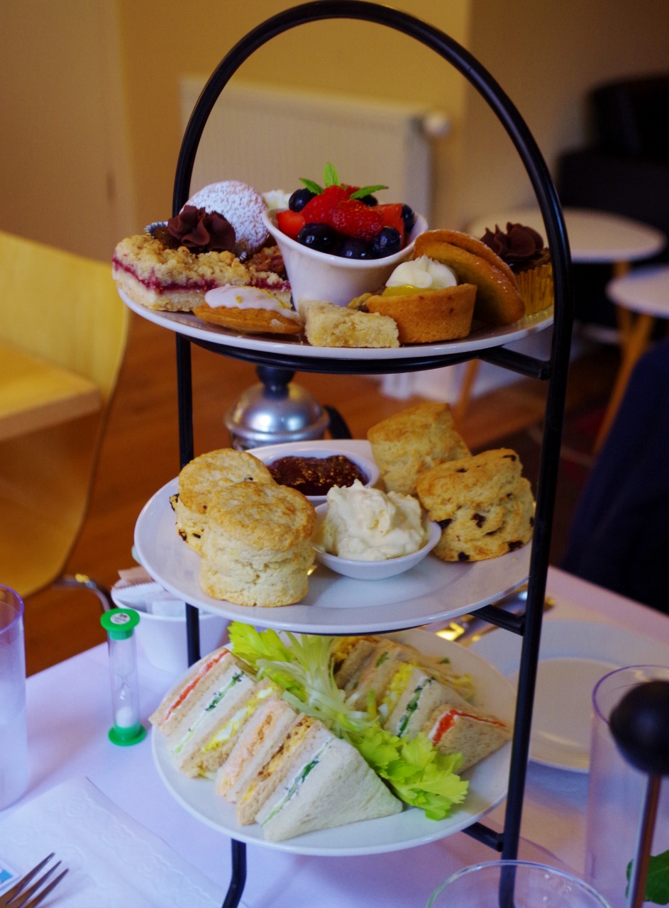 Pacific Northwest Seasons: Port Townsend Afternoon: High Tea at Pippa's