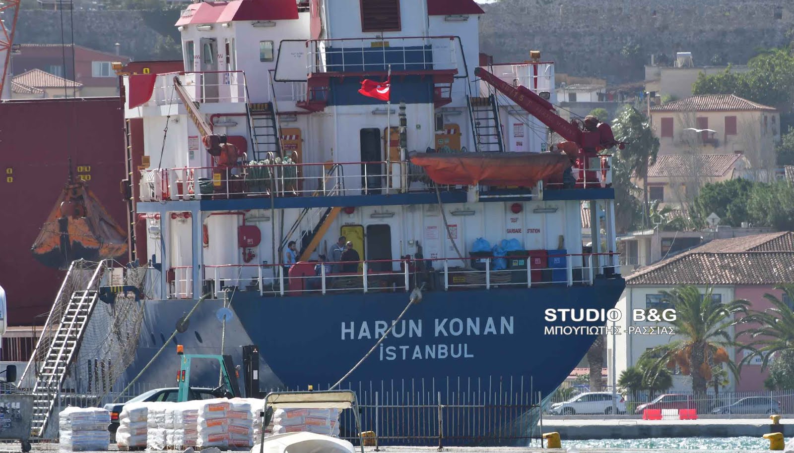 Αργολικός Ποιμήν: ΤΟΥΡΚΙΚΟ ΕΜΠΟΡΙΚΟ ΠΛΟΙΟ ΣΤΟ ΛΙΜΑΝΙ ΤΟΥ ΝΑΥΠΛΙΟΥ