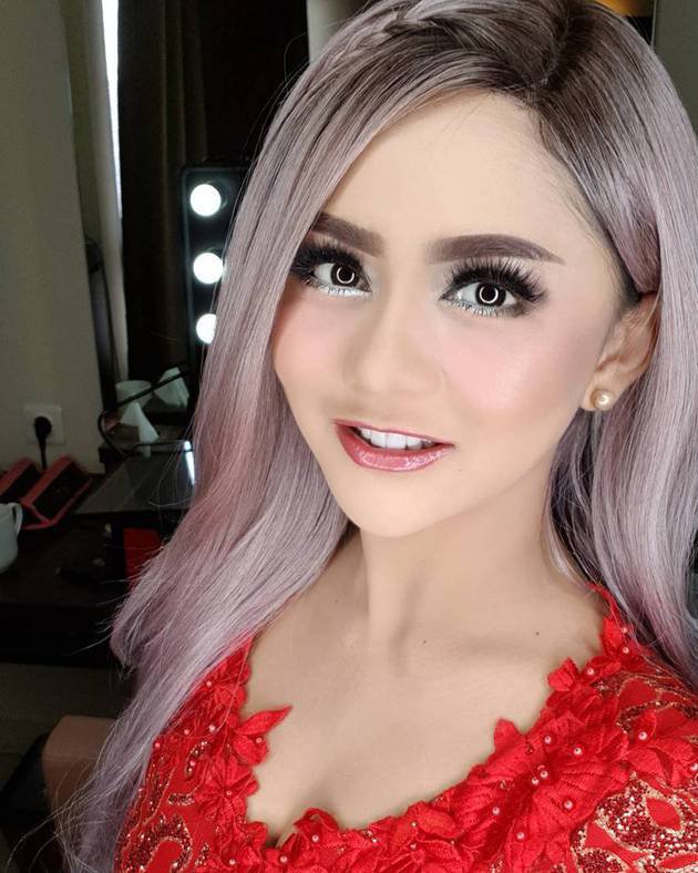 Biodata Jenita Janet Penyanyi Dangdut Asal Kota Bandung, Lengkap Dengan ...