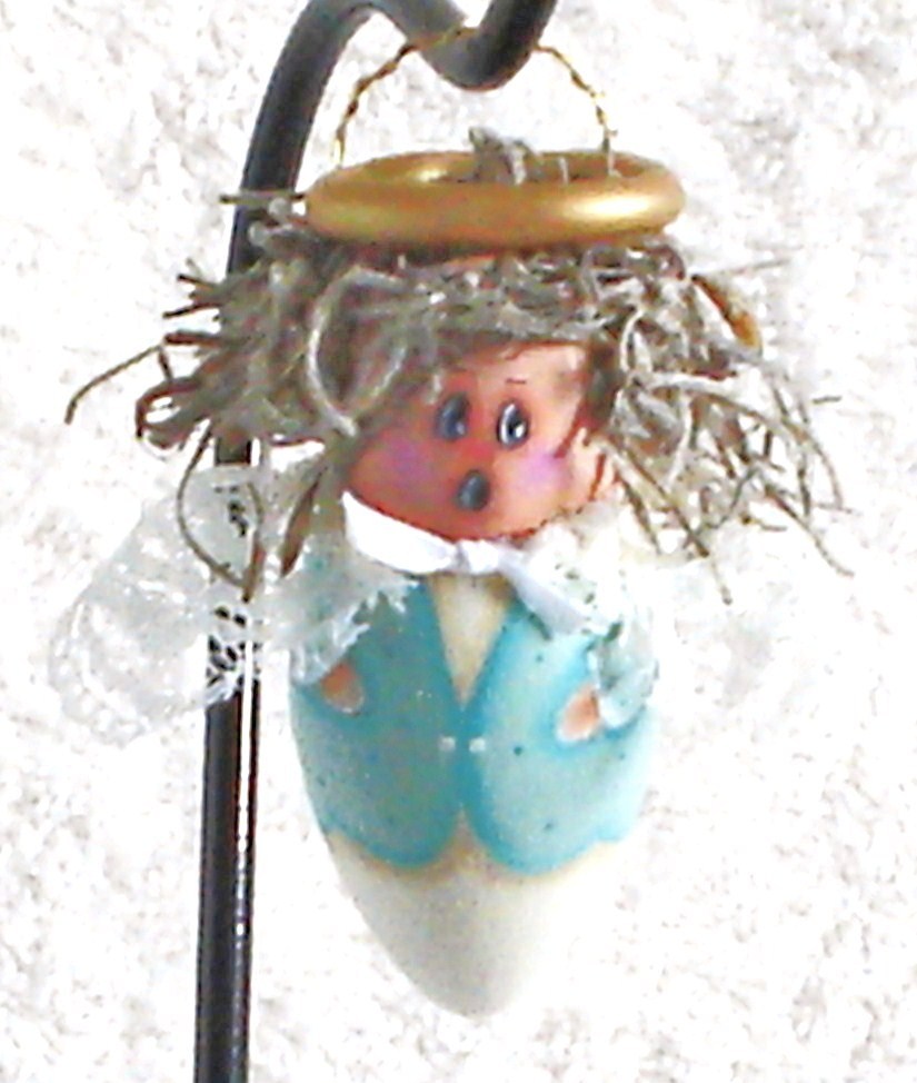 Painted Light Bulbs Hand Painted: Angel Painted Light Bulb Christmas ...