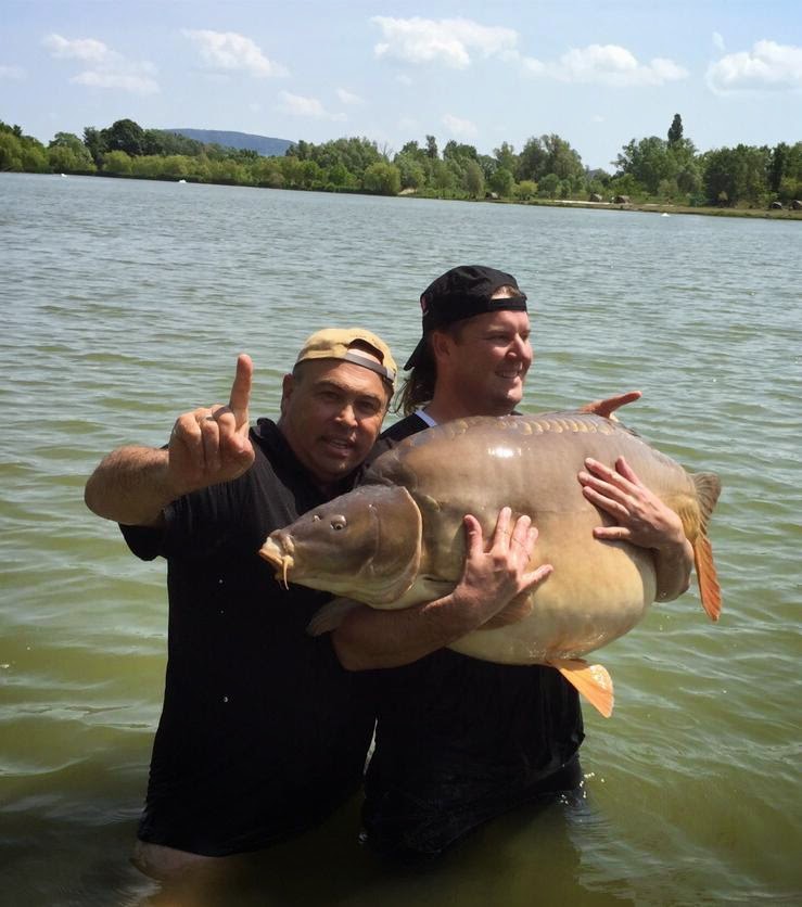 New world record carp from Euro Aqua at 105lb