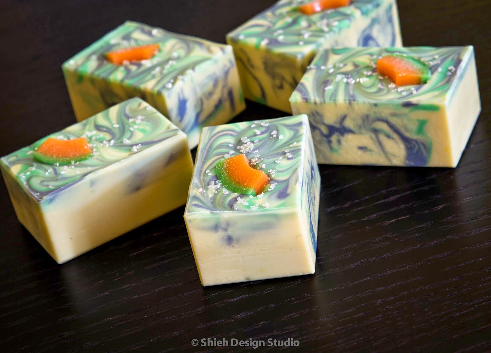 Soap & Restless: Using Cookie Cutters for Soap Embeds