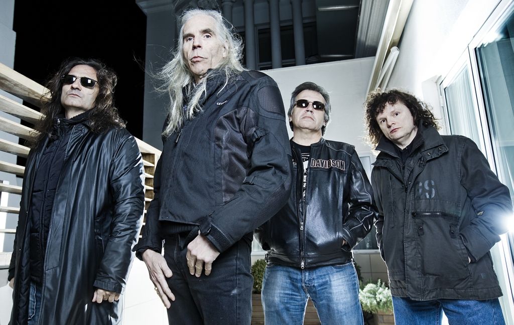 LA COMUNA: BANZAI: DURO Y POTENTE... DOS DECADAS DESPUES