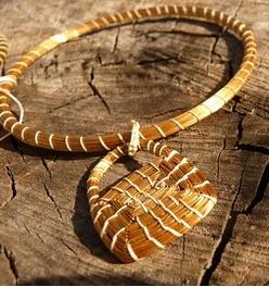 Biojoyas Fairtrade: BIOJÓYAS CAPIM DORADO - Productos de Comercio Justo