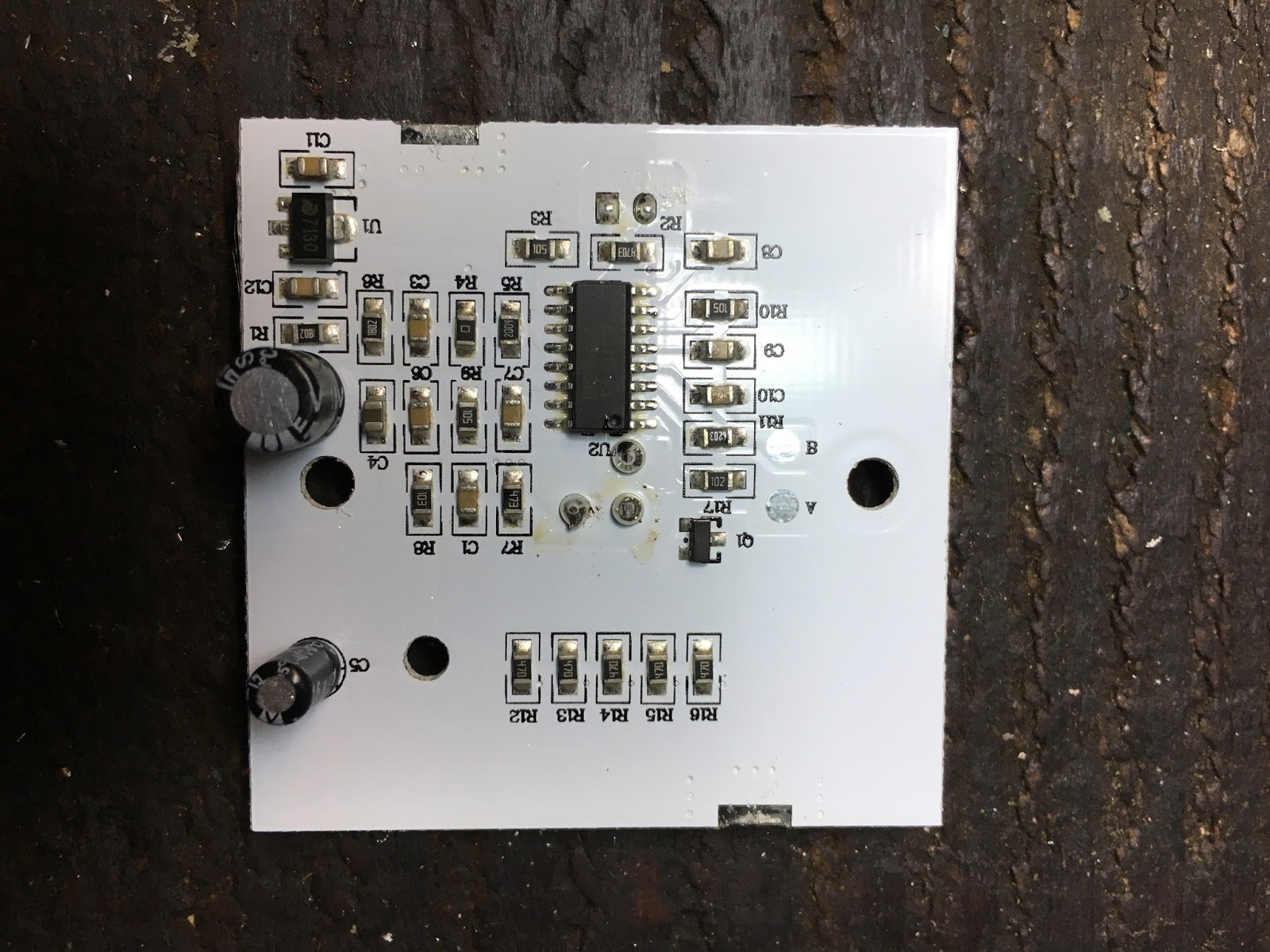 blog.ambor.com: Hacking an IKEA MOLGAN light